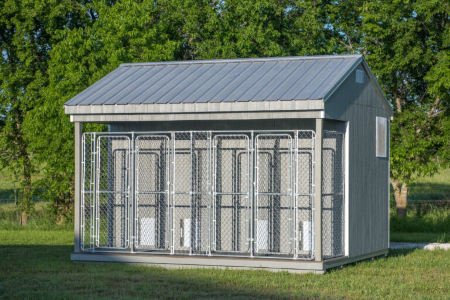 Quality Built Commercial Dog Kennels in Oregon